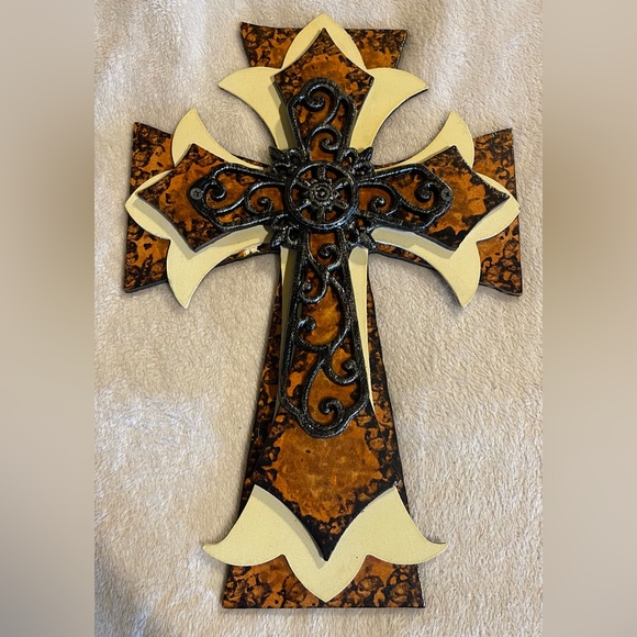 Wall Decor | Cross Wall Decor | Poshmark